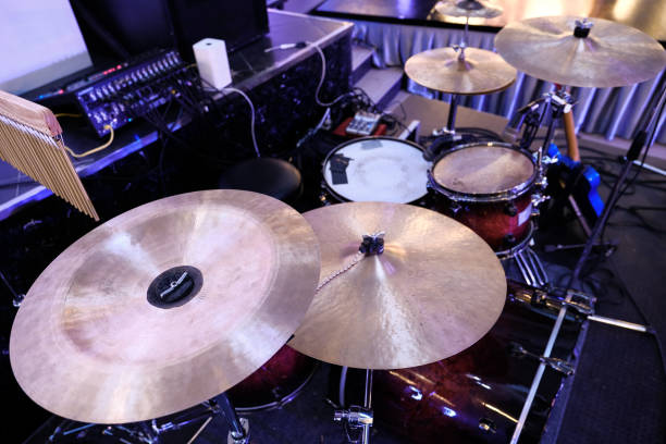 Blending Beats: The Rise of Hybrid Drum Kits in Music - Drummerworld ...