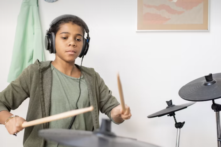 Teaching Kids to Play Drums: Tips, Games, and Techniques - Drummerworld ...